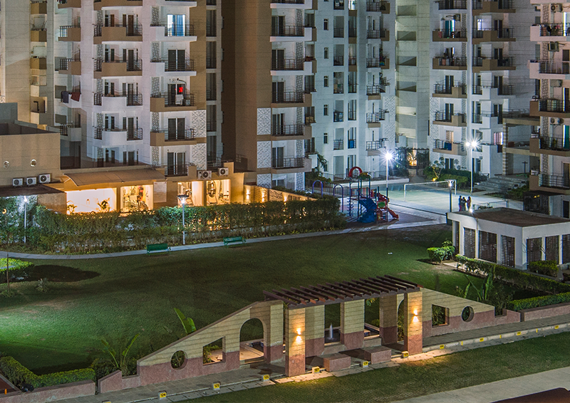 Express Zenith ,The Alpha Tower is in Sector 77 Noida